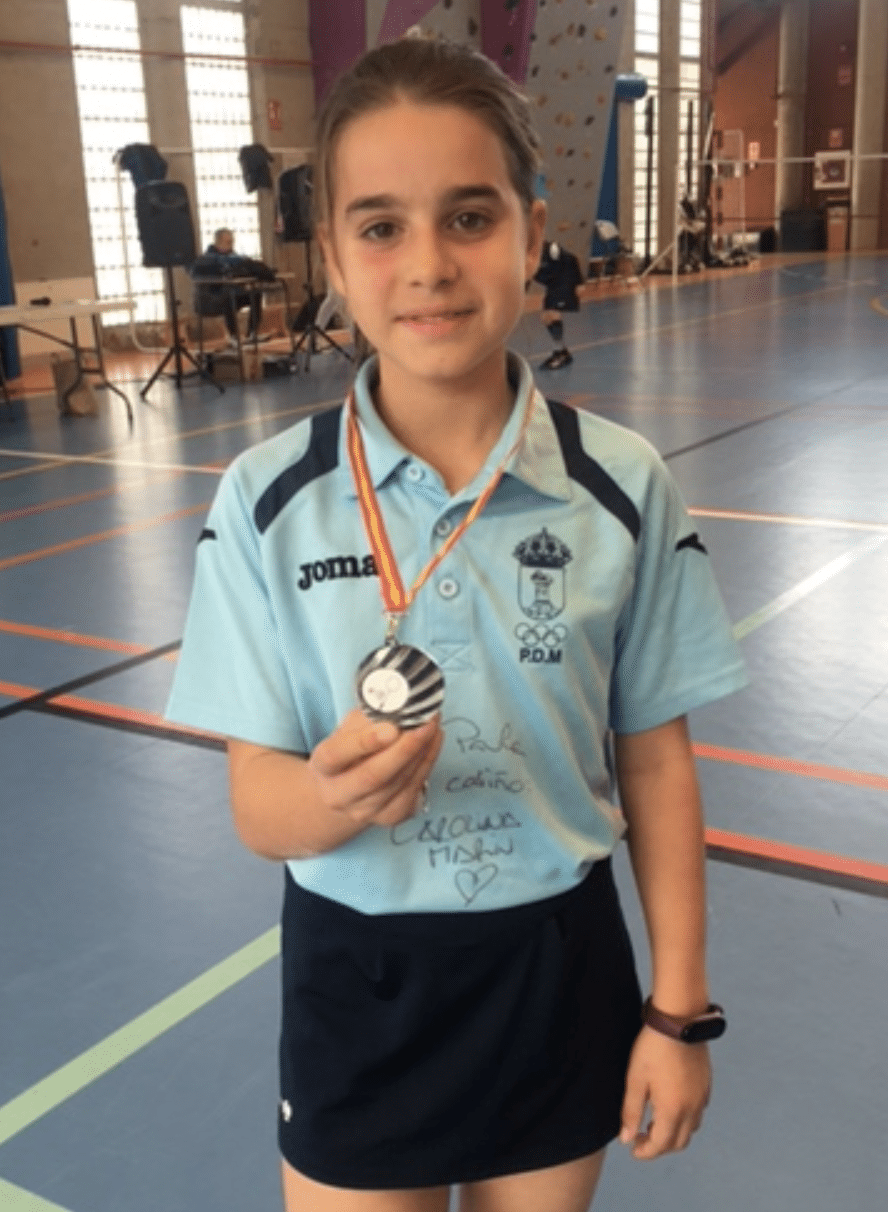 Marta Ares logra la medalla de plata en bádminton individual y el oro ...